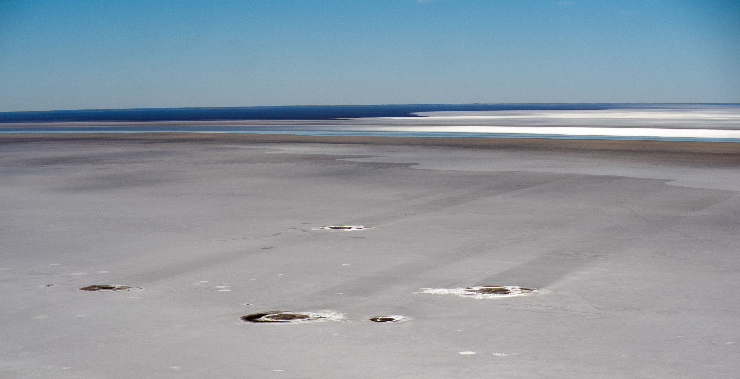 Explore Arkaba & Lake Eyre - Luxurylodgesofaustralia.com.au